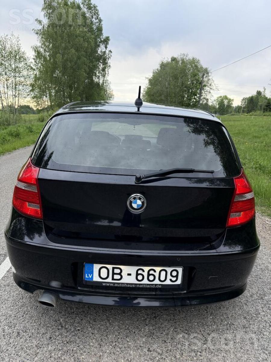Melns BMW 118 2012 Daugavpils, ar dzinēja tilpumu 2.00 L un nobraukumu 280 tūkst. km par 3350 €, foto 7 vietnē AUTOMOTO.COM.LV