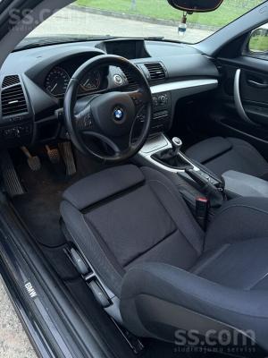 Melns BMW 118 2012 Daugavpils, ar dzinēja tilpumu 2.00 L un nobraukumu 280 tūkst. km par 3350 €, foto 10 vietnē AUTOMOTO.COM.LV