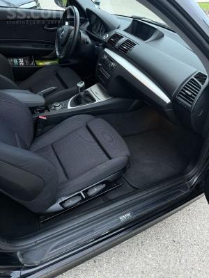 Melns BMW 118 2012 Daugavpils, ar dzinēja tilpumu 2.00 L un nobraukumu 280 tūkst. km par 3350 €, foto 11 vietnē AUTOMOTO.COM.LV