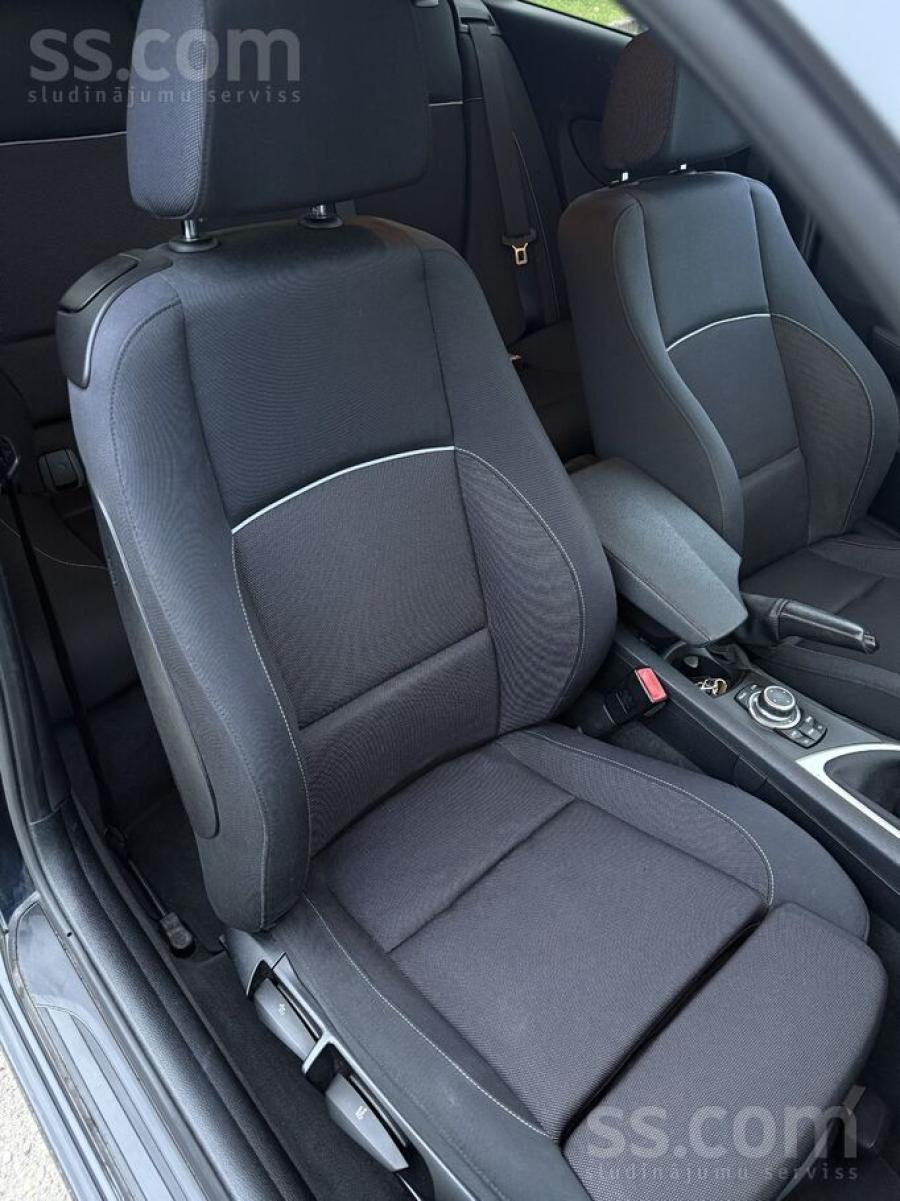 Melns BMW 118 2012 Daugavpils, ar dzinēja tilpumu 2.00 L un nobraukumu 280 tūkst. km par 3350 €, foto 12 vietnē AUTOMOTO.COM.LV