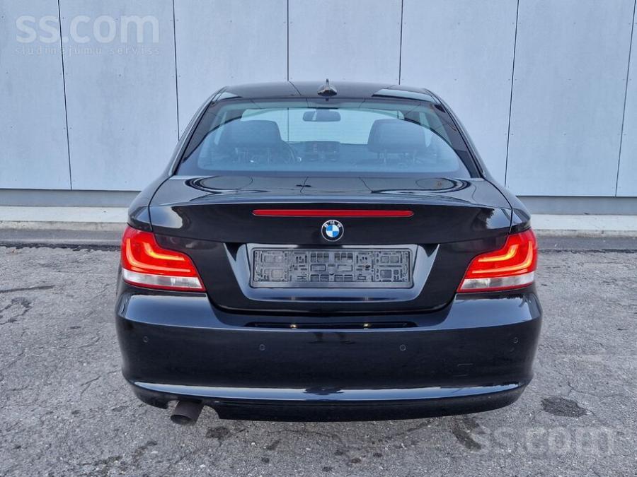 Melns BMW 118 2014 Bauska, ar dzinēja tilpumu 2.00 L un nobraukumu 249 tūkst. km par 5990 €, foto 5 vietnē AUTOMOTO.COM.LV