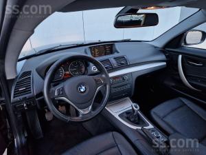 Melns BMW 118 2014 Bauska, ar dzinēja tilpumu 2.00 L un nobraukumu 249 tūkst. km par 5990 €, foto 14 vietnē AUTOMOTO.COM.LV