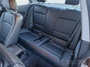 Melns BMW 118 2014 Bauska, ar dzinēja tilpumu 2.00 L un nobraukumu 249 tūkst. km par 5990 €, foto 18 vietnē AUTOMOTO.COM.LV