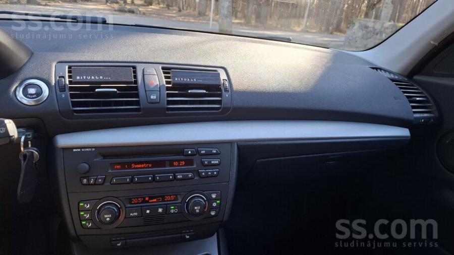 Melns BMW 118 2003 Valmiera, ar dzinēja tilpumu 2.00 L un nobraukumu 289 tūkst. km par 2500 €, foto 6 vietnē AUTOMOTO.COM.LV