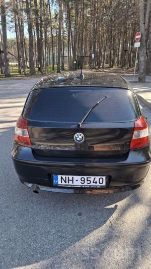 Melns BMW 118 2003 Valmiera, ar dzinēja tilpumu 2.00 L un nobraukumu 289 tūkst. km par 2500 €, foto 7 vietnē AUTOMOTO.COM.LV