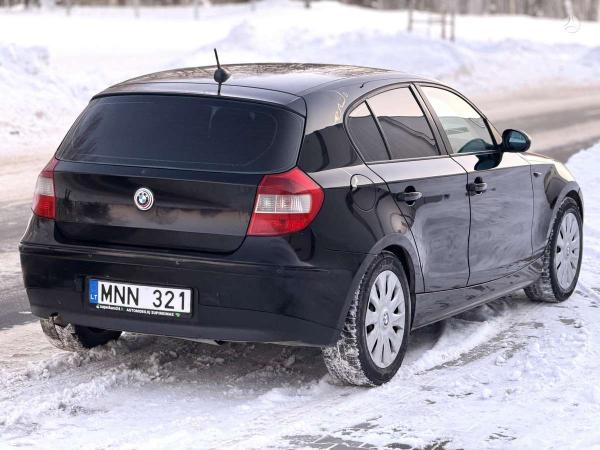 Melns BMW 118 2004 Viļņa, ar dzinēja tilpumu 2.00 L un nobraukumu 264 tūkst. km par 2500 €, foto 8 vietnē AUTOMOTO.COM.LV