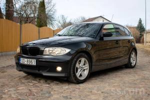 Black BMW 118 2004 in Jelgava, with an engine capacity of 2.00 L and mileage of 362 thousand km for 3190 €, photo 4 on AUTOMOTO.COM.LV
