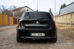 Black BMW 118 2004 in Jelgava, with an engine capacity of 2.00 L and mileage of 362 thousand km for 3190 €, photo 6 on AUTOMOTO.COM.LV