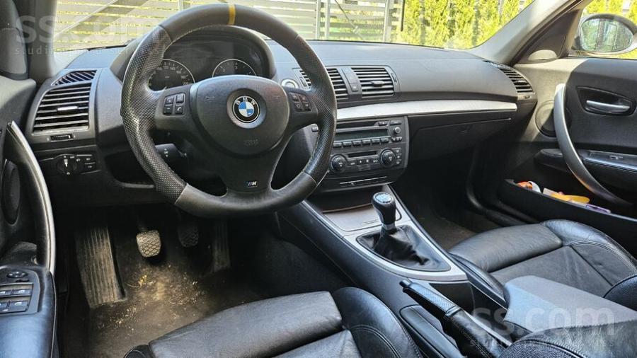 Melns BMW 118 2004 Rīga, ar dzinēja tilpumu 2.00 L un nobraukumu 300 tūkst. km par 3400 €, foto 4 vietnē AUTOMOTO.COM.LV