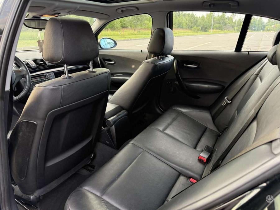 Melns BMW 118 2004 Viļņa, ar dzinēja tilpumu 2.00 L un nobraukumu 235 tūkst. km par 2700 €, foto 6 vietnē AUTOMOTO.COM.LV