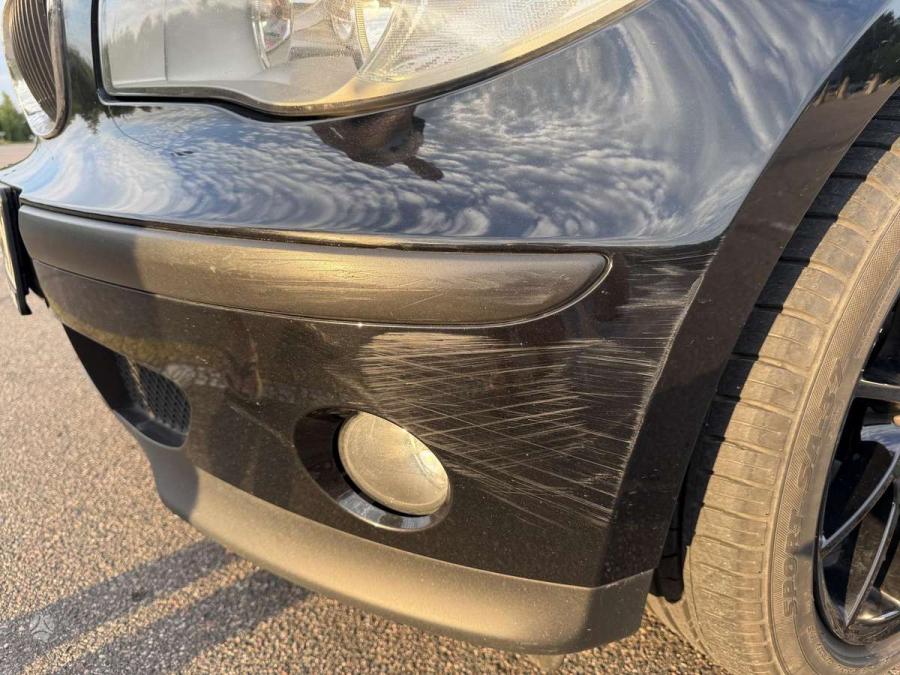 Melns BMW 118 2004 Viļņa, ar dzinēja tilpumu 2.00 L un nobraukumu 235 tūkst. km par 2700 €, foto 17 vietnē AUTOMOTO.COM.LV