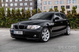 Black BMW 118 2005 in Riga, with an engine capacity of 2.00 L and mileage of 358 thousand km for 2150 €, photo 1 on AUTOMOTO.COM.LV