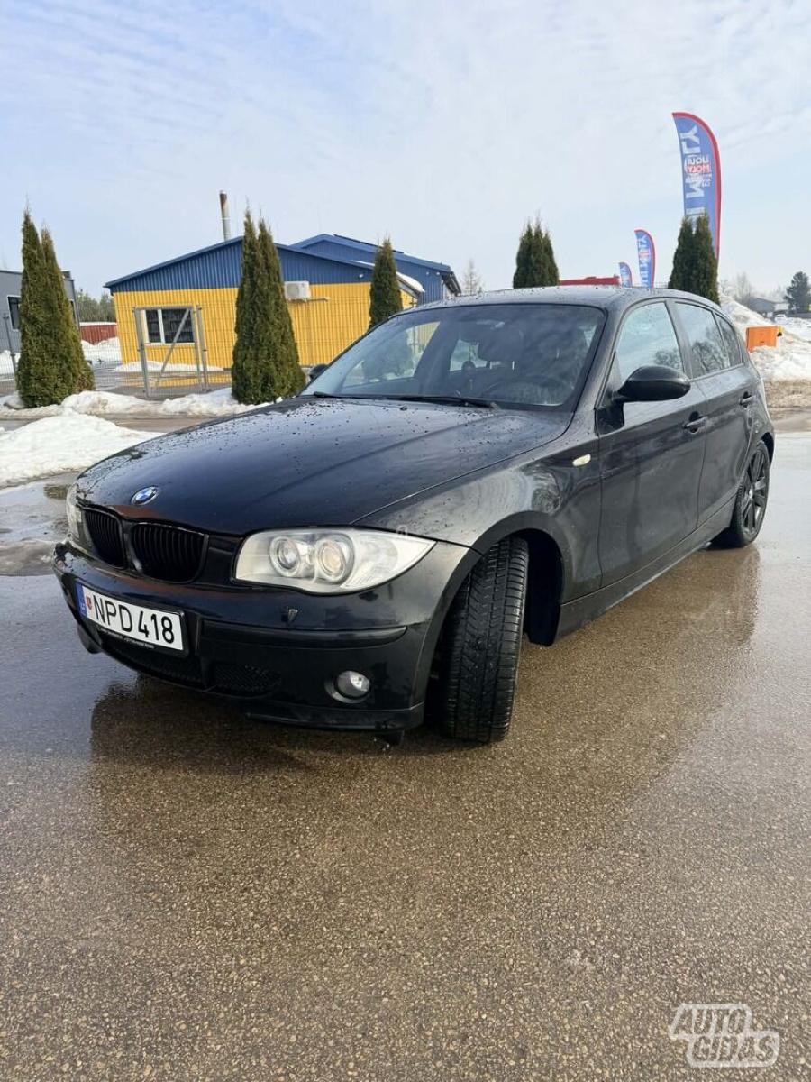 Melns BMW 118 2005 Kretinga, ar dzinēja tilpumu 1.80 L un nobraukumu 283 tūkst. km par 2900 €, foto 2 vietnē AUTOMOTO.COM.LV