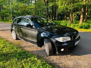 Melns BMW 118 2005 Liepāja, ar dzinēja tilpumu 2.00 L un nobraukumu 113 tūkst. km par 2250 €, foto 3 vietnē AUTOMOTO.COM.LV
