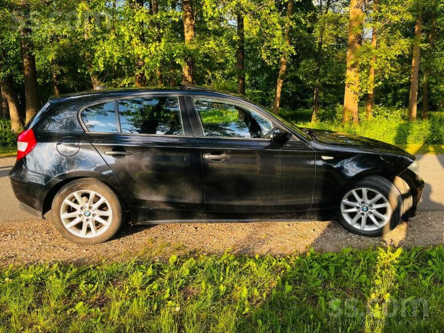 Melns BMW 118 2005 Liepāja, ar dzinēja tilpumu 2.00 L un nobraukumu 113 tūkst. km par 2250 €, foto 4 vietnē AUTOMOTO.COM.LV