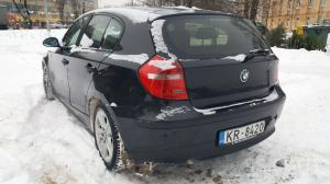 Melns BMW 118 2005 Rīga, ar dzinēja tilpumu 2.00 L un nobraukumu 208 tūkst. km par 2400 €, foto 5 vietnē AUTOMOTO.COM.LV