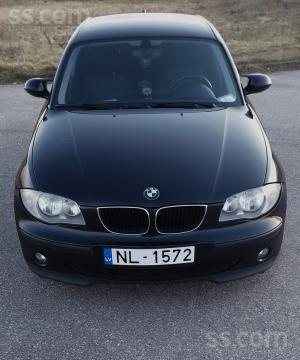 Melns BMW 118 2005 Rīga, ar dzinēja tilpumu 2.00 L un nobraukumu 295 tūkst. km par 2600 €, foto 3 vietnē AUTOMOTO.COM.LV