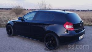 Melns BMW 118 2005 Rīga, ar dzinēja tilpumu 2.00 L un nobraukumu 295 tūkst. km par 2600 €, foto 5 vietnē AUTOMOTO.COM.LV