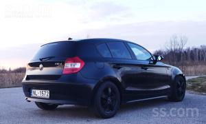 Melns BMW 118 2005 Rīga, ar dzinēja tilpumu 2.00 L un nobraukumu 295 tūkst. km par 2600 €, foto 13 vietnē AUTOMOTO.COM.LV