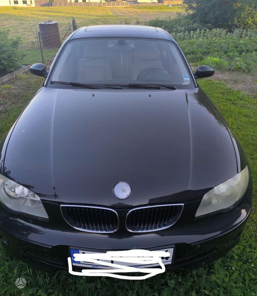 Melns BMW 118 2005 Plungė, ar dzinēja tilpumu 2.00 L un nobraukumu 243 tūkst. km par 1250 €, foto 3 vietnē AUTOMOTO.COM.LV