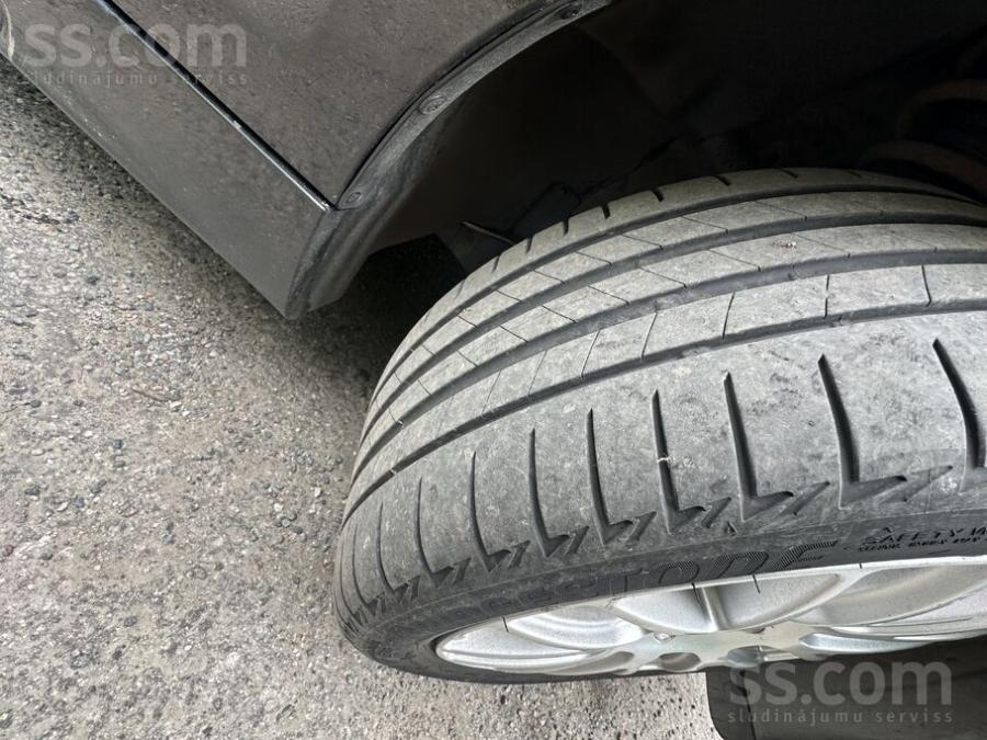 Melns BMW 118 2005 Rīga, ar dzinēja tilpumu 2.00 L un nobraukumu 366 tūkst. km par 1950 €, foto 7 vietnē AUTOMOTO.COM.LV