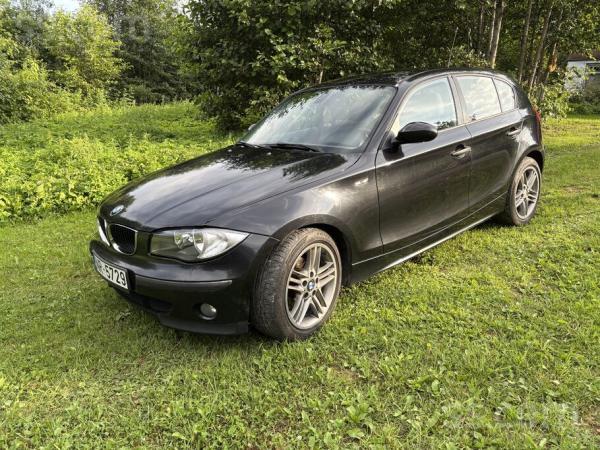 Black BMW 118 2005 in Daugavpils, with an engine capacity of 2.00 L and mileage of 342 thousand km for 2000 €, photo 4 on AUTOMOTO.COM.LV