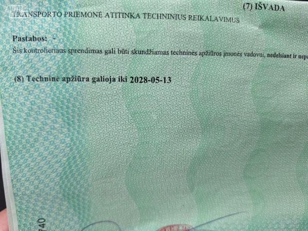 Черный БМВ 118 2005 в Аникщяй, объемом двигателя 2.00 л и пробегом 331 тыс. км за 1800 €, фото 8 на AUTOMOTO.COM.LV