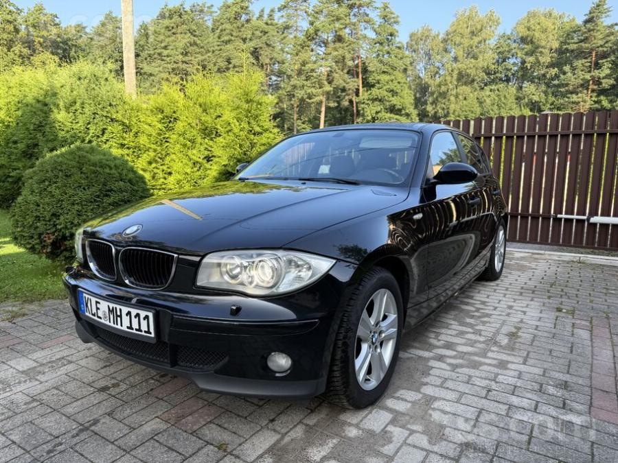 Melns BMW 118 2005 Jelgava, ar dzinēja tilpumu 2.00 L un nobraukumu 263 tūkst. km par 2950 €, foto 3 vietnē AUTOMOTO.COM.LV