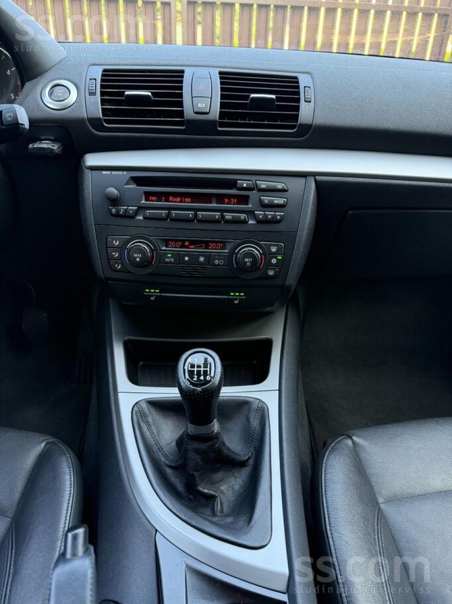 Melns BMW 118 2005 Jelgava, ar dzinēja tilpumu 2.00 L un nobraukumu 263 tūkst. km par 2950 €, foto 13 vietnē AUTOMOTO.COM.LV