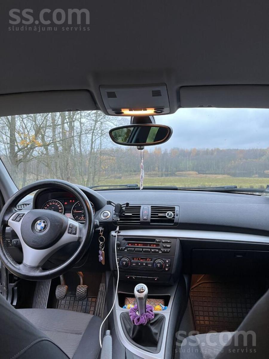 Black BMW 118 2005 in Limbazi, with an engine capacity of 2.00 L and mileage of 350 thousand km for 1700 €, photo 10 on AUTOMOTO.COM.LV