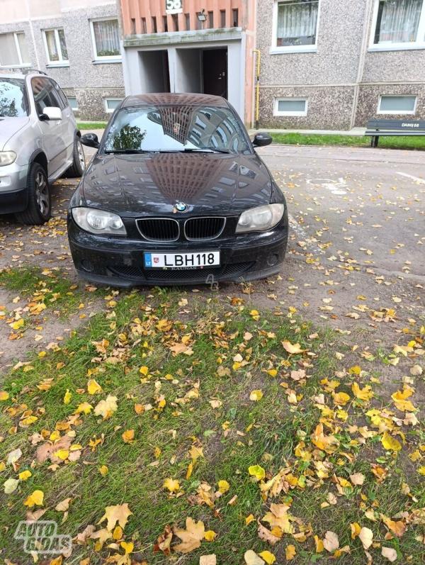 Melns BMW 118 2005 Šauļi, ar dzinēja tilpumu 2.00 L un nobraukumu 431 tūkst. km par 1250 €, foto 5 vietnē AUTOMOTO.COM.LV