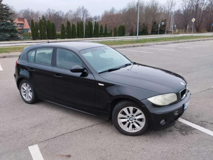 Melns BMW 118 2006 Klaipėda, ar dzinēja tilpumu 2.00 L un nobraukumu 410 tūkst. km par 2700 €, foto 2 vietnē AUTOMOTO.COM.LV