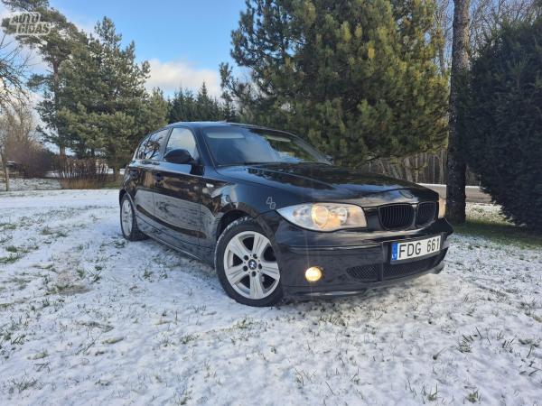 Black BMW 118 2006 in Vilnius, with an engine capacity of 2.00 L and mileage of 247 thousand km for 2100 €, photo 6 on AUTOMOTO.COM.LV