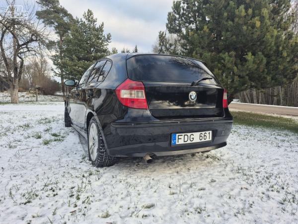 Black BMW 118 2006 in Vilnius, with an engine capacity of 2.00 L and mileage of 247 thousand km for 2100 €, photo 7 on AUTOMOTO.COM.LV