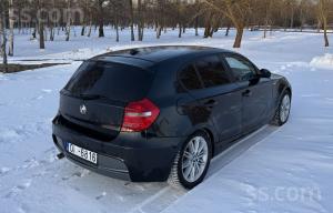 Black BMW 118 2006 in Liepaja, with an engine capacity of 2.00 L and mileage of 353 thousand km for 3750 €, photo 5 on AUTOMOTO.COM.LV