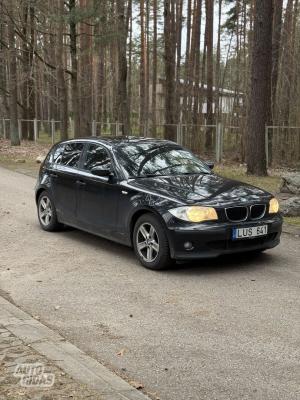 Melns BMW 118 2006 Viļņa, ar dzinēja tilpumu 2.00 L un nobraukumu 263 tūkst. km par 2250 €, foto 4 vietnē AUTOMOTO.COM.LV