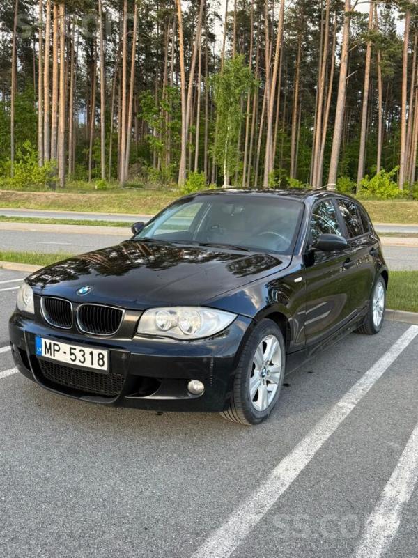 Melns BMW 118 2006 Rīga, ar dzinēja tilpumu 2.00 L un nobraukumu 332 tūkst. km par 3000 €, foto 2 vietnē AUTOMOTO.COM.LV