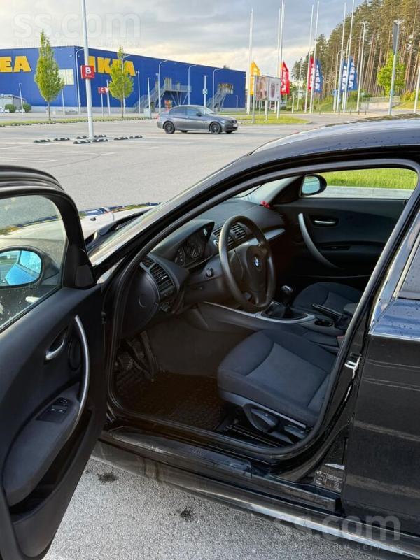 Melns BMW 118 2006 Rīga, ar dzinēja tilpumu 2.00 L un nobraukumu 332 tūkst. km par 3000 €, foto 6 vietnē AUTOMOTO.COM.LV