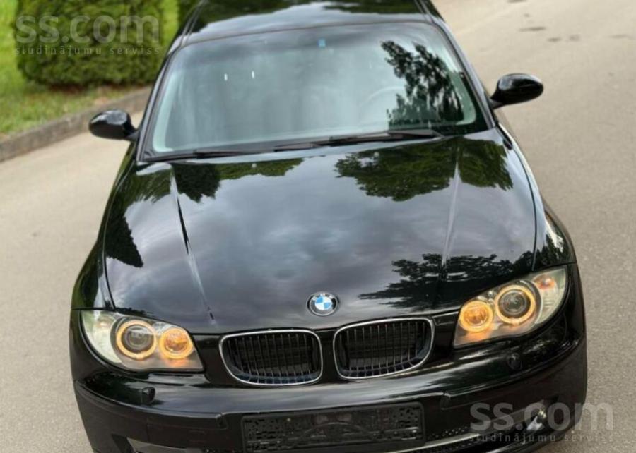 Melns BMW 118 2006 Daugavpils, ar dzinēja tilpumu 2.00 L un nobraukumu 0 tūkst. km par 4600 €, foto 3 vietnē AUTOMOTO.COM.LV