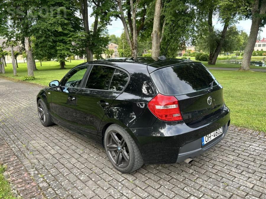 Melns BMW 118 2006 Daugavpils, ar dzinēja tilpumu 2.00 L un nobraukumu 272 tūkst. km par 3450 €, foto 6 vietnē AUTOMOTO.COM.LV