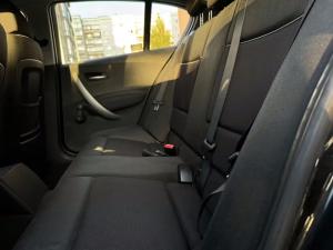 Melns BMW 118 2006 Rīga, ar dzinēja tilpumu 2.00 L un nobraukumu 305 tūkst. km par 2290 €, foto 9 vietnē AUTOMOTO.COM.LV
