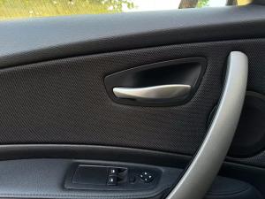 Melns BMW 118 2006 Rīga, ar dzinēja tilpumu 2.00 L un nobraukumu 305 tūkst. km par 2290 €, foto 13 vietnē AUTOMOTO.COM.LV