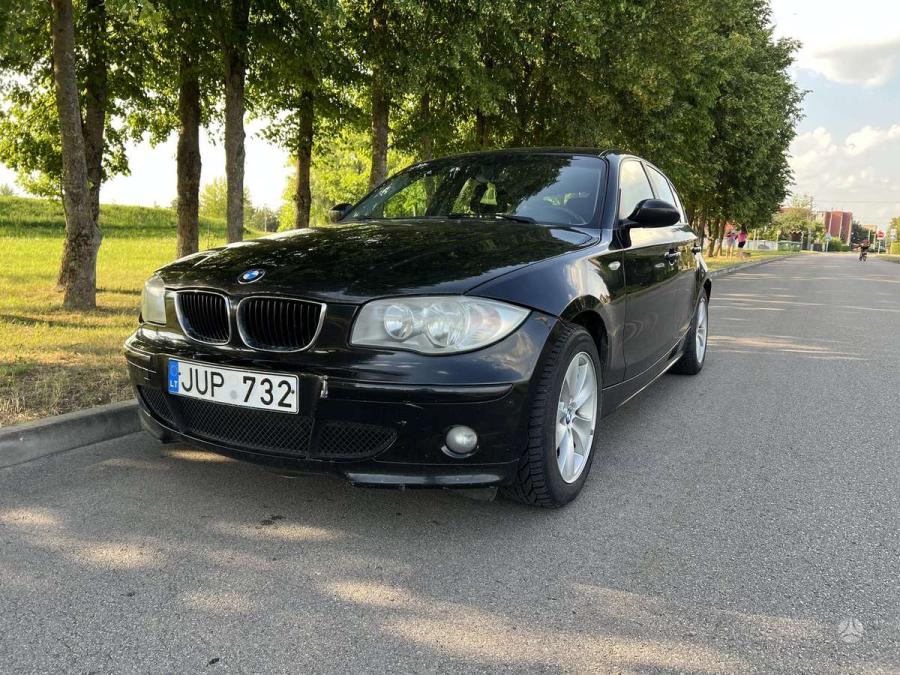 Melns BMW 118 2006 Kėdainiai, ar dzinēja tilpumu 2.00 L un nobraukumu 384 tūkst. km par 1600 €, foto 3 vietnē AUTOMOTO.COM.LV
