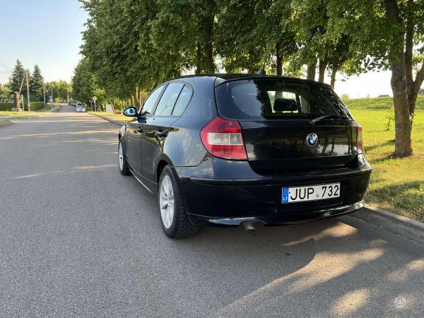 Melns BMW 118 2006 Kėdainiai, ar dzinēja tilpumu 2.00 L un nobraukumu 384 tūkst. km par 1600 €, foto 4 vietnē AUTOMOTO.COM.LV