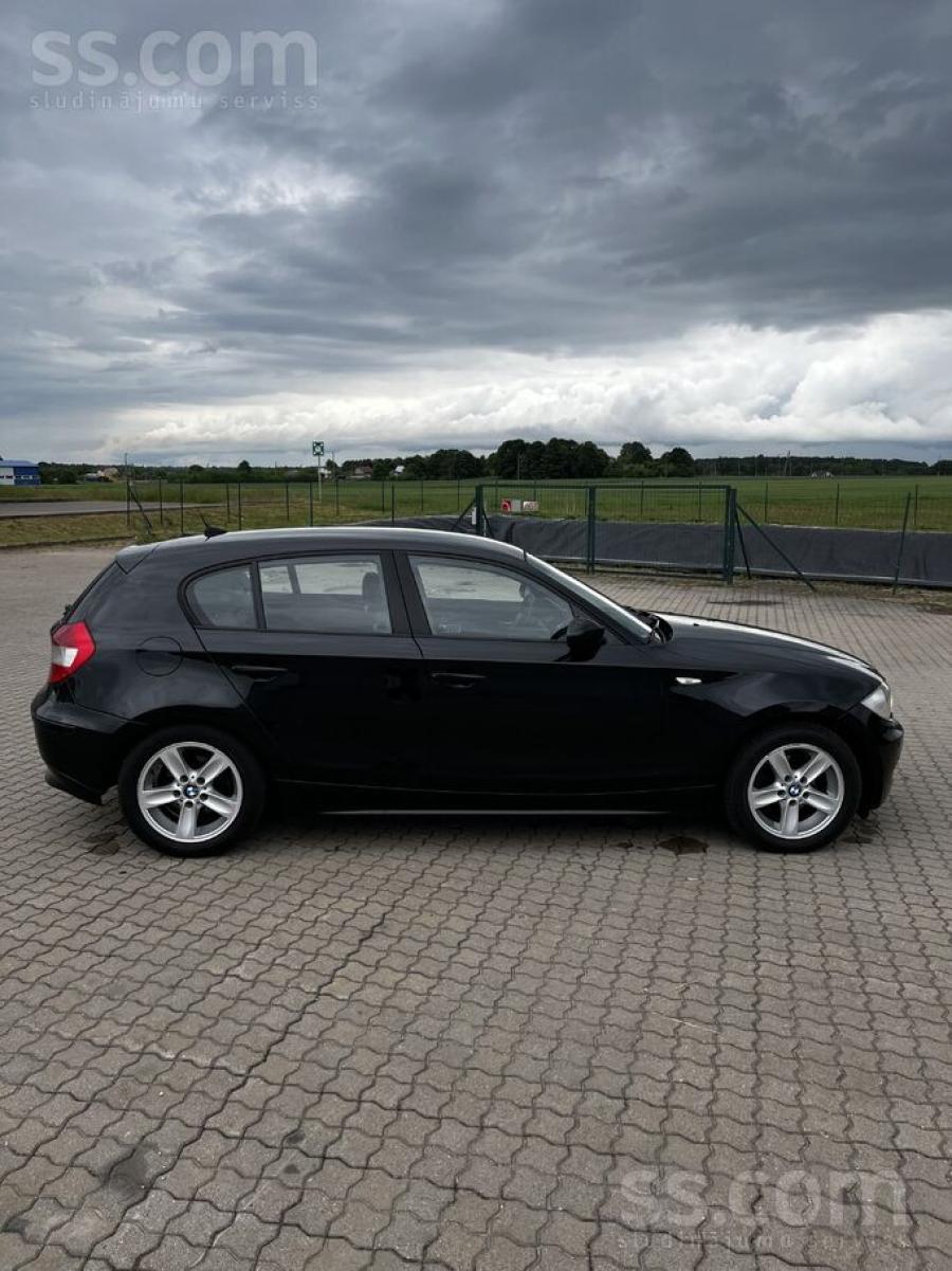 Melns BMW 118 2006 Saldus, ar dzinēja tilpumu 1.80 L un nobraukumu 250 tūkst. km par 2955 €, foto 5 vietnē AUTOMOTO.COM.LV