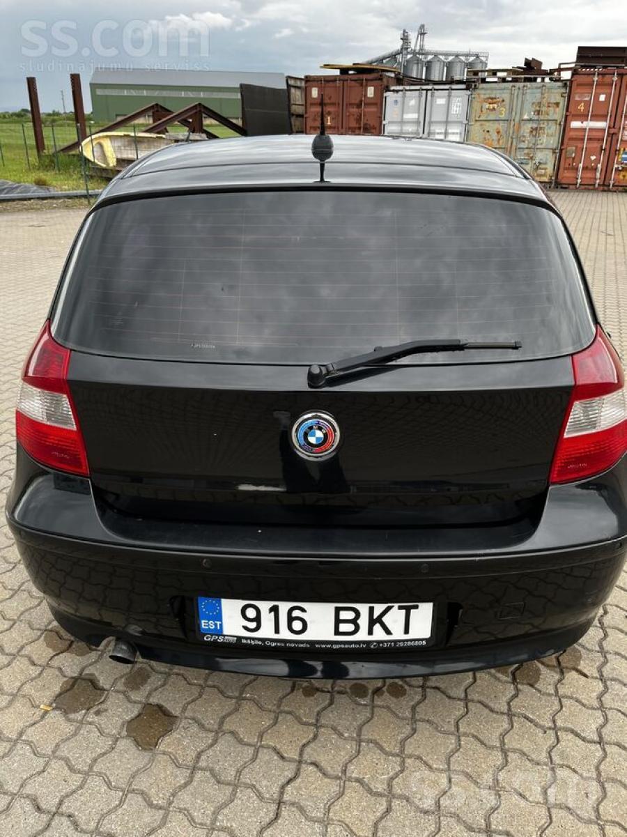 Melns BMW 118 2006 Saldus, ar dzinēja tilpumu 1.80 L un nobraukumu 250 tūkst. km par 2955 €, foto 12 vietnē AUTOMOTO.COM.LV