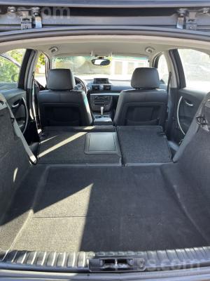 Melns BMW 118 2006 Saldus, ar dzinēja tilpumu 1.80 L un nobraukumu 250 tūkst. km par 2955 €, foto 16 vietnē AUTOMOTO.COM.LV