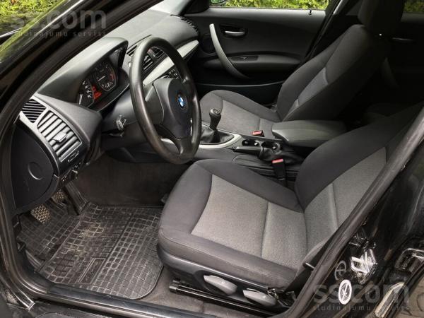Melns BMW 118 2006 Rīga, ar dzinēja tilpumu 2.00 L un nobraukumu 335 tūkst. km par 2750 €, foto 4 vietnē AUTOMOTO.COM.LV