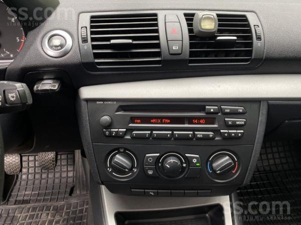 Melns BMW 118 2006 Rīga, ar dzinēja tilpumu 2.00 L un nobraukumu 335 tūkst. km par 2750 €, foto 6 vietnē AUTOMOTO.COM.LV