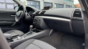 Black BMW 118 2006 in Klaipeda, with an engine capacity of 2.00 L and mileage of 206 thousand km for 2950 €, photo 23 on AUTOMOTO.COM.LV